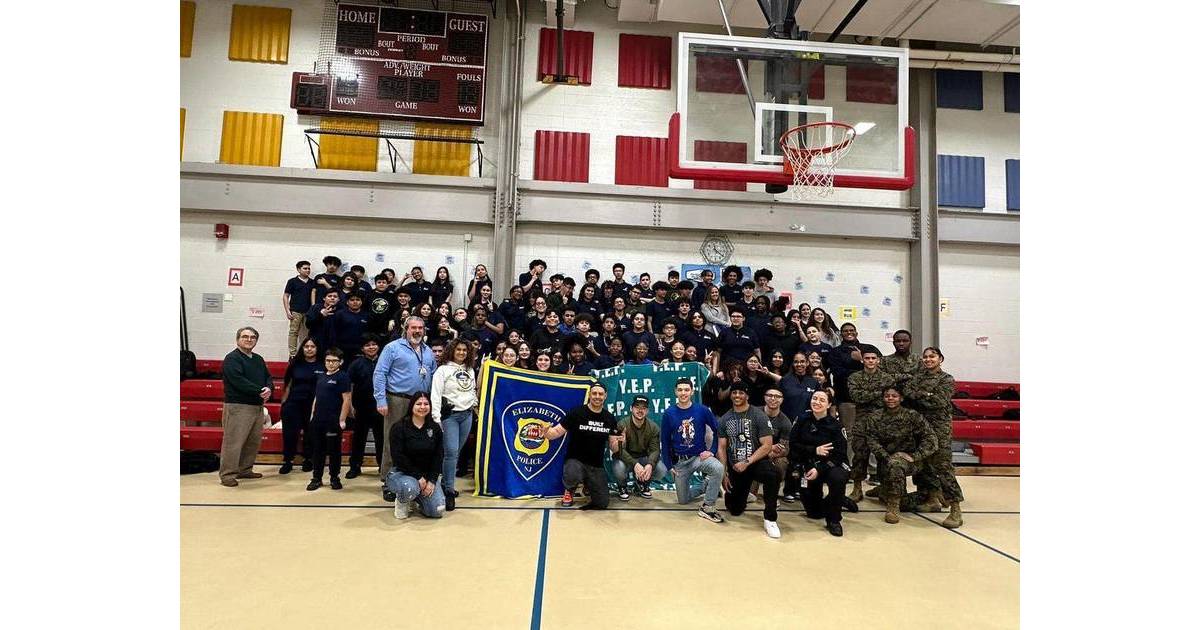 Elizabeth Police Officers Presented Youth Empowerment Program to School No. 26 | Elizabeth, NJ ...