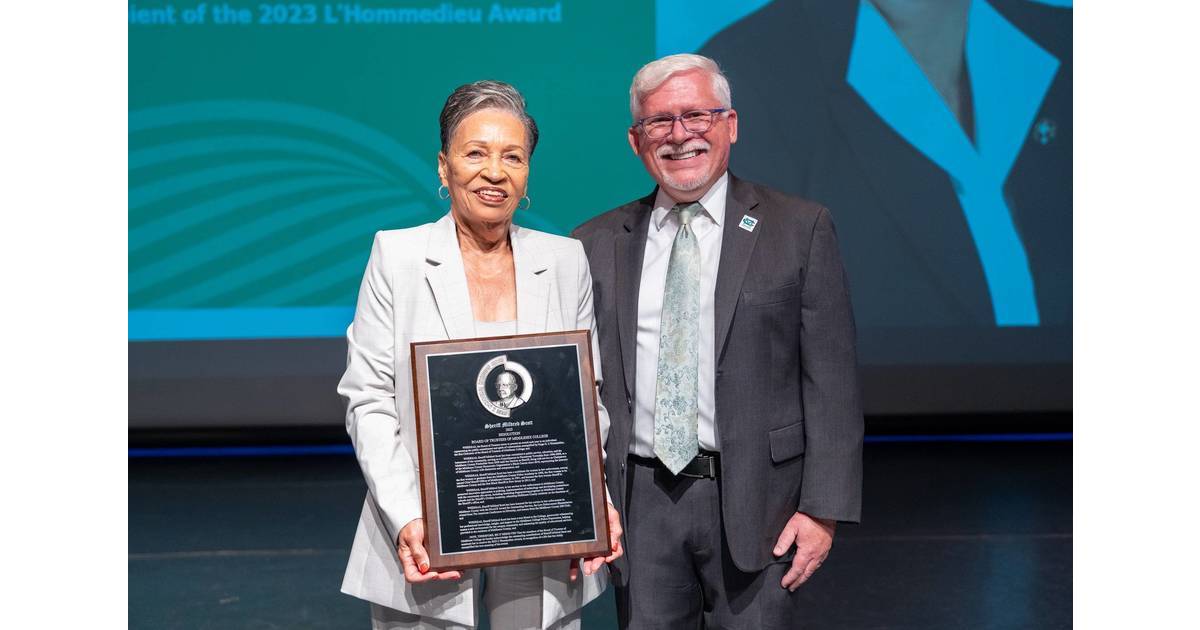 Middlesex County Sheriff Mildred S. Scott receives L’Hommedieu Award from Middlesex College ...