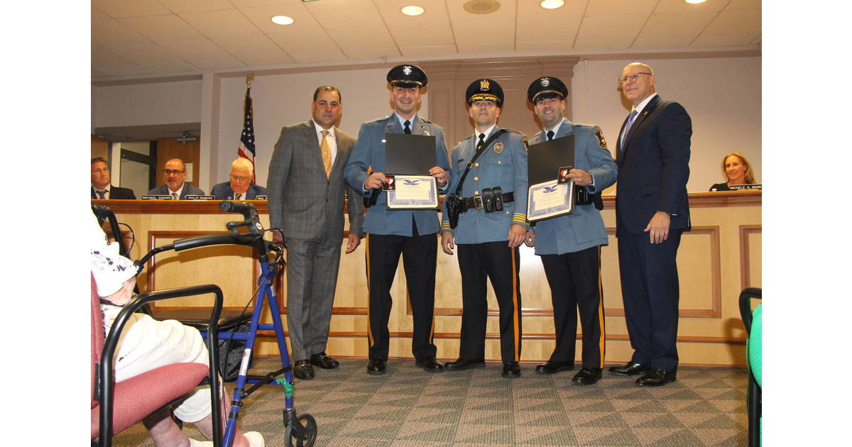 Wood-Ridge Officers Honored with Life-Saving Commendations | Hasbrouck Heights/Wood-Ridge ...