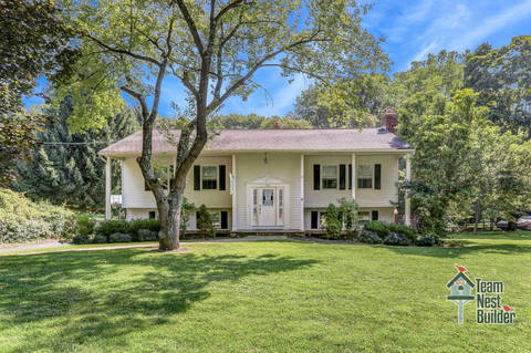 COMING SOON Super Sparta 4BR with Pool and Big Backyard | Rahway, NJ ...