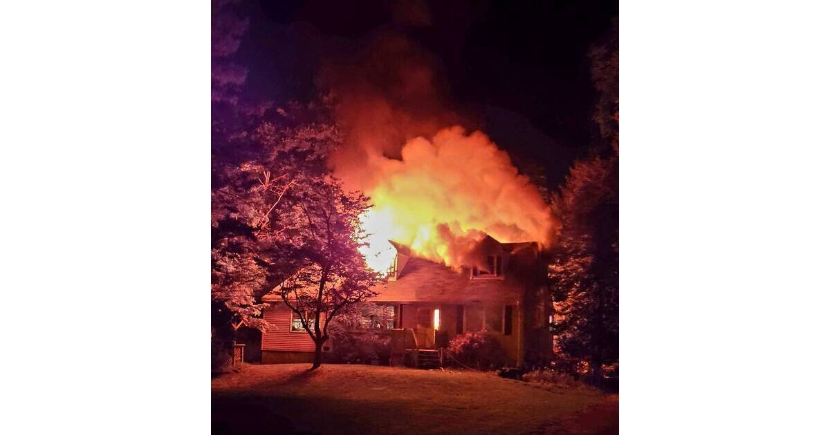 House on Old Beekman Road Catches Fire During Early Morning Hours ...