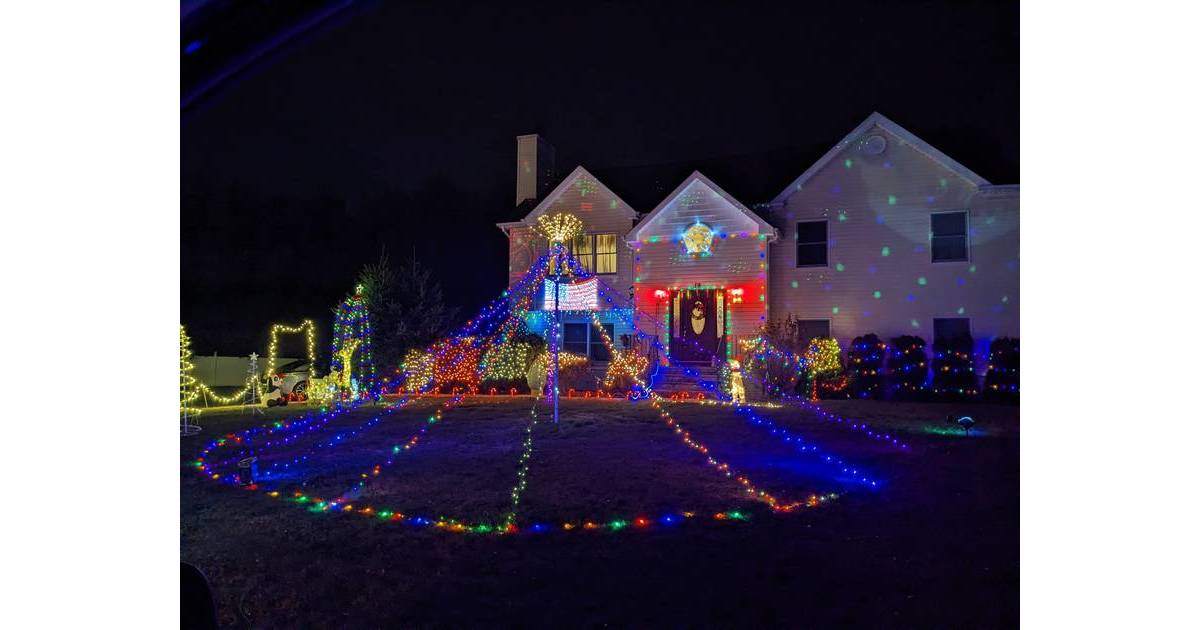 Go Out and Look at the Winners of Montville Twp Recreation's Holiday ...