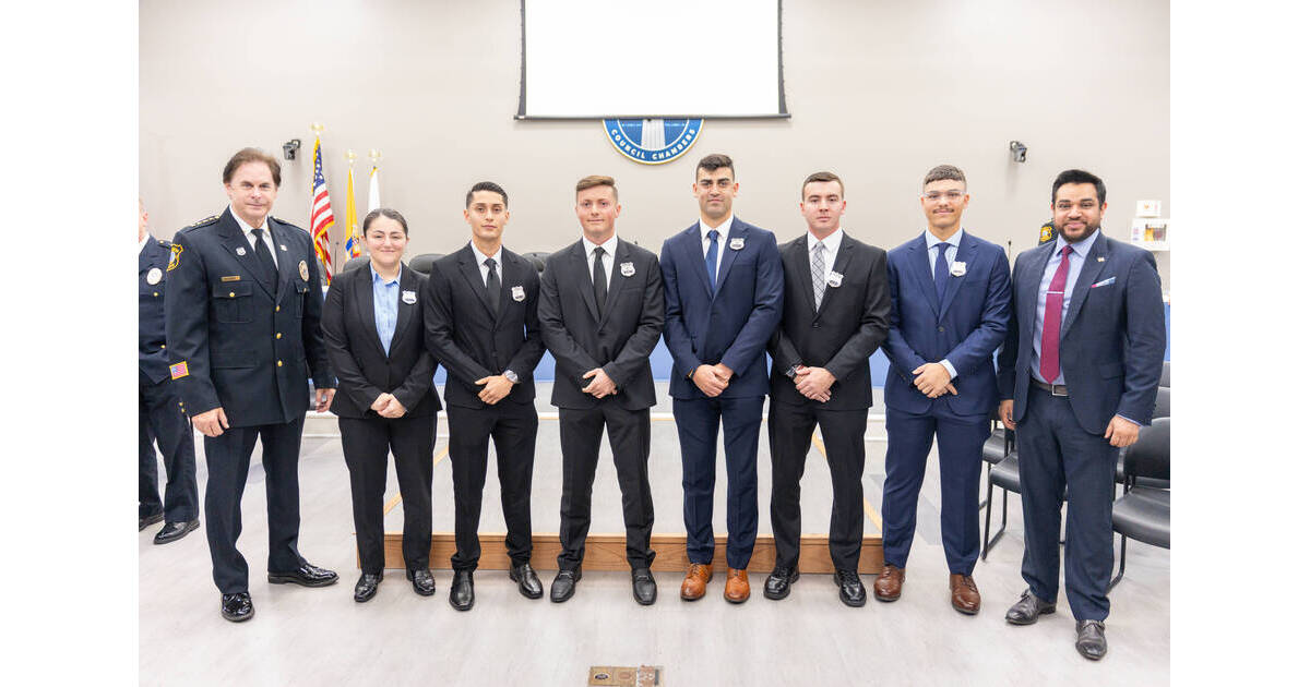 Edison Swears In Six New Police Officers, Largest Force in Past 18 ...