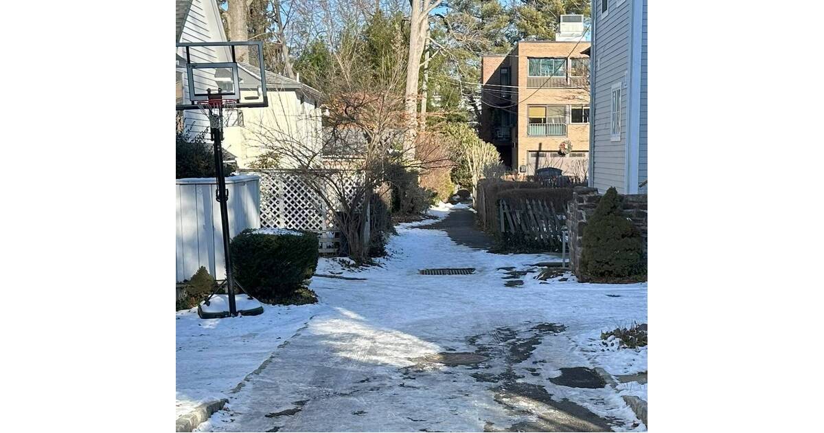 A Week After the Snow, Some Princeton Walkways Still Aren't Clear ...