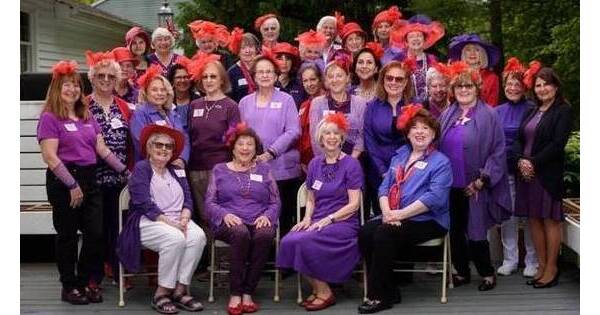 Red Hat Hotsie Totsie Ladies Grab a Spot of Lunch | Ridgewood, NJ News ...