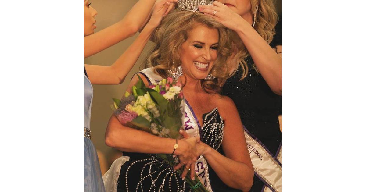 Holmdel Mom Meagan Solomon Brings Home the Crown! | Holmdel & Colts ...