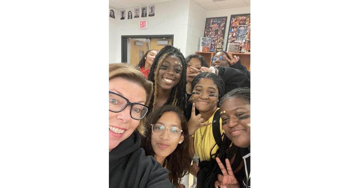 Colleague Honors Longtime Rahway High School Theatre Director on Her ...