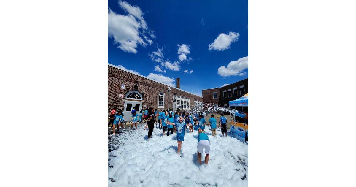 Franklin Elementary School Celebrates School Year with Fun-Filled ...