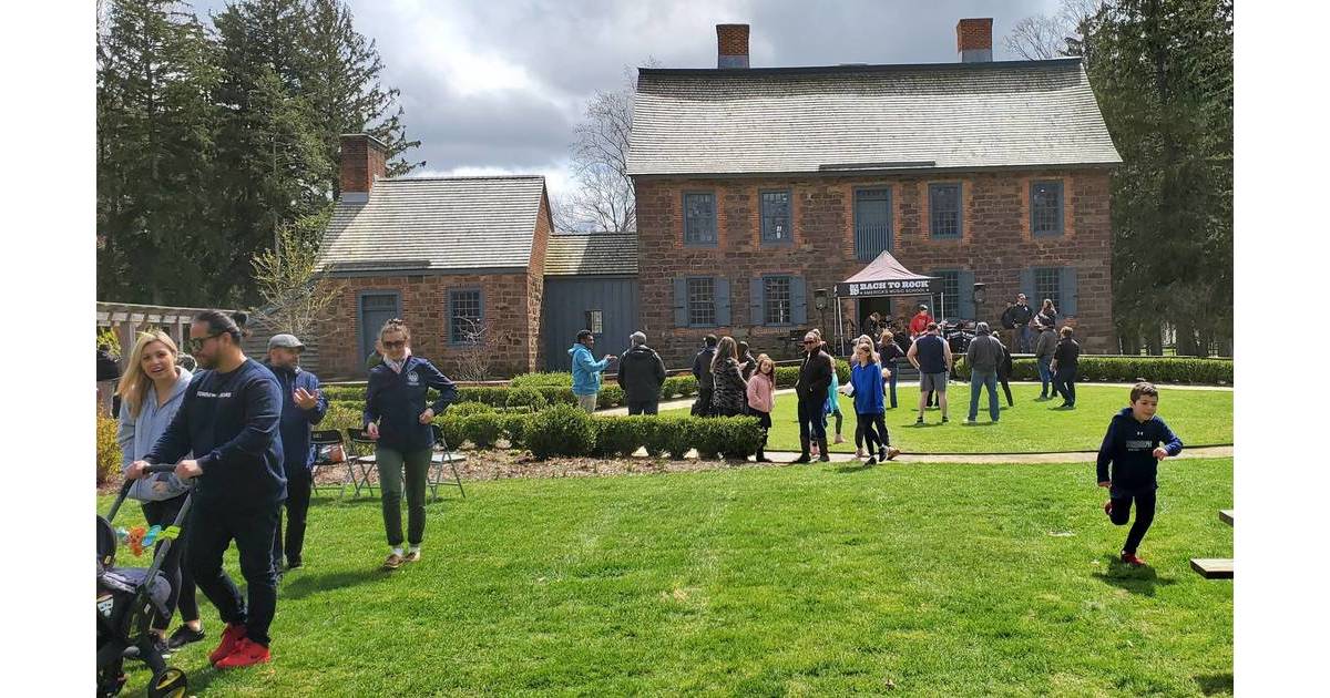 Scenes from Wayne’s 175th Birthday Kickoff Picnic at the Dey Mansion ...