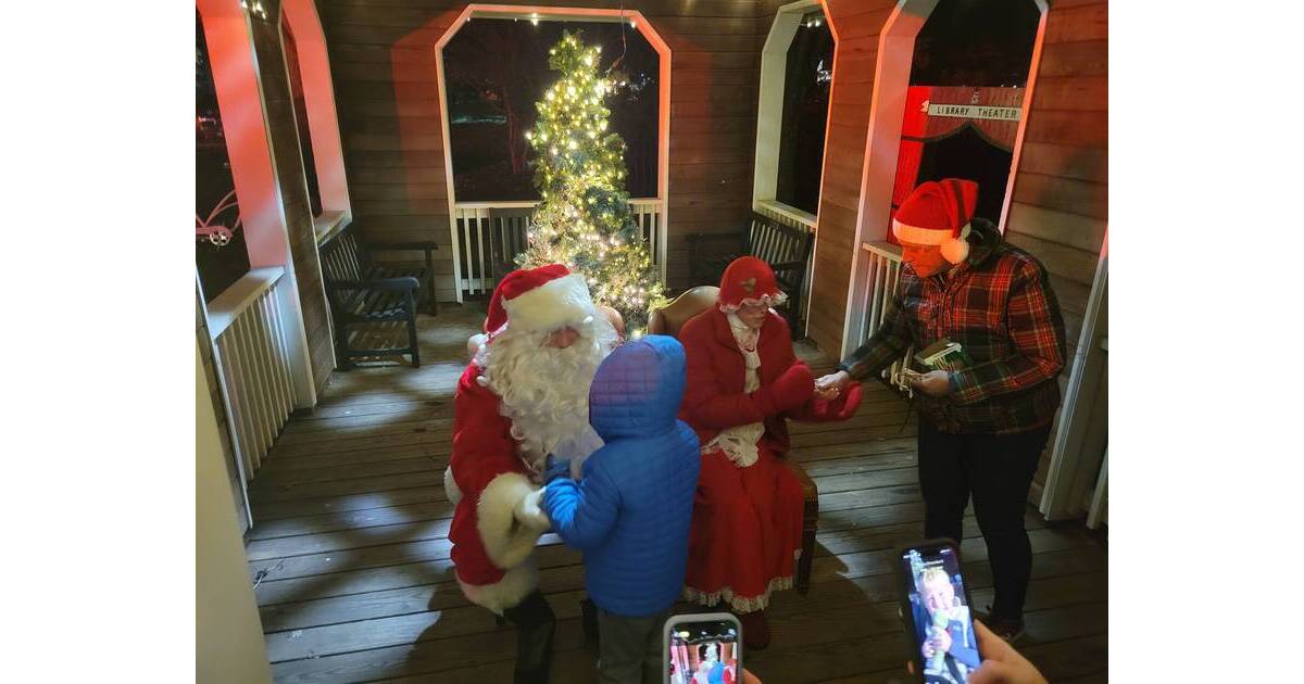 🎄 ️ Sea Girt’s Holiday Magic: Fire Pits, Festive Fun & a Visit from ...