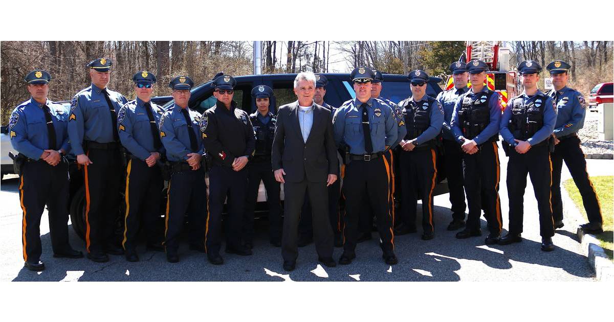 Sparta Police Lt John Lamon Retires After 30 Years, Honored at 'Walk ...
