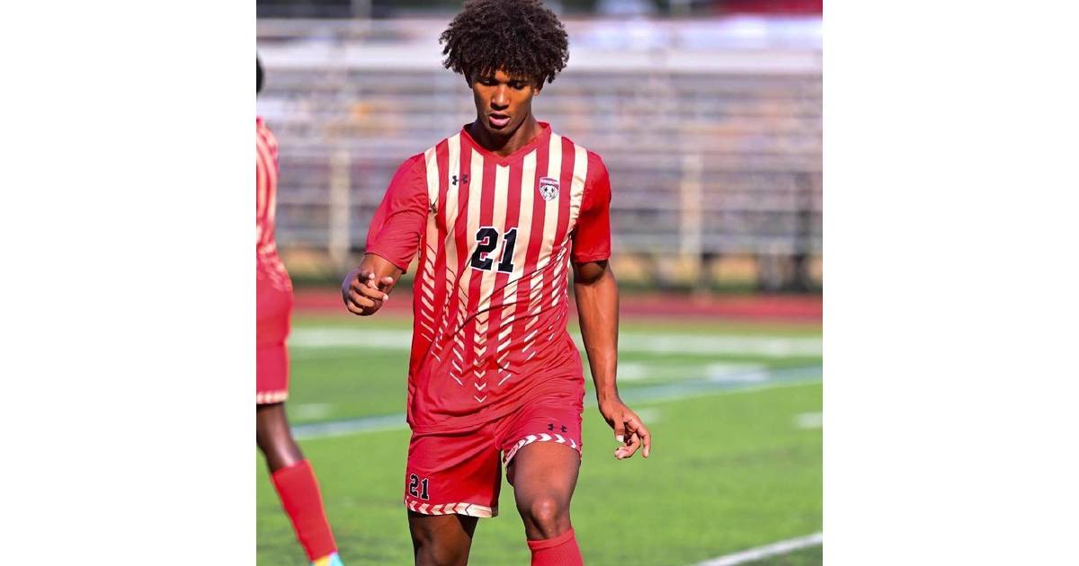 Captains Are Leading the Way For A Resilient Edison Boys Soccer Team ...