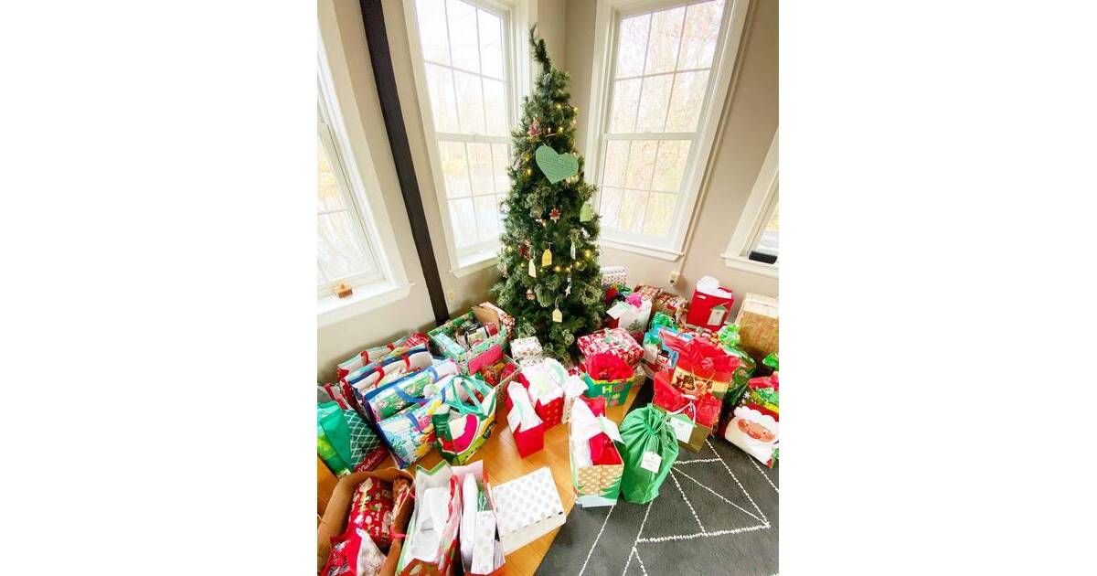 Giving and Gifts at Cranford Alluem Flea This Sunday | Cranford, NJ ...