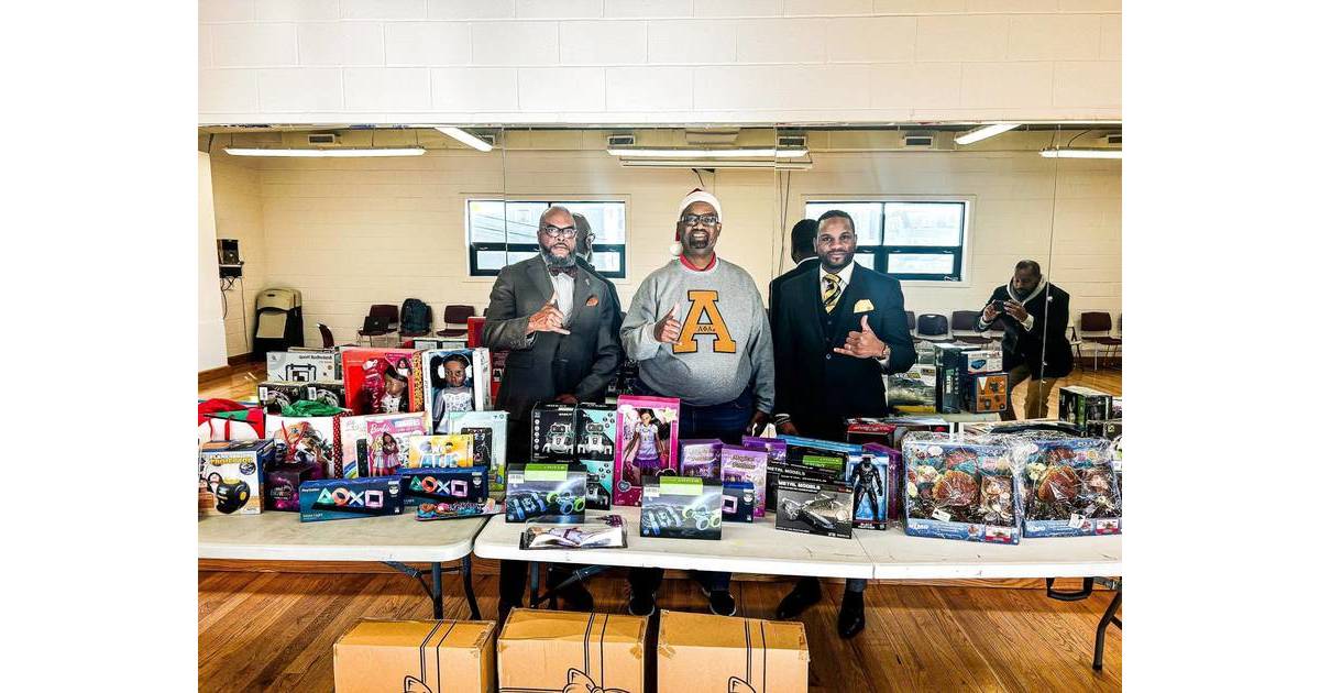 East Orange YMCA Receives Holiday Toy Donation from Local Alpha Phi ...