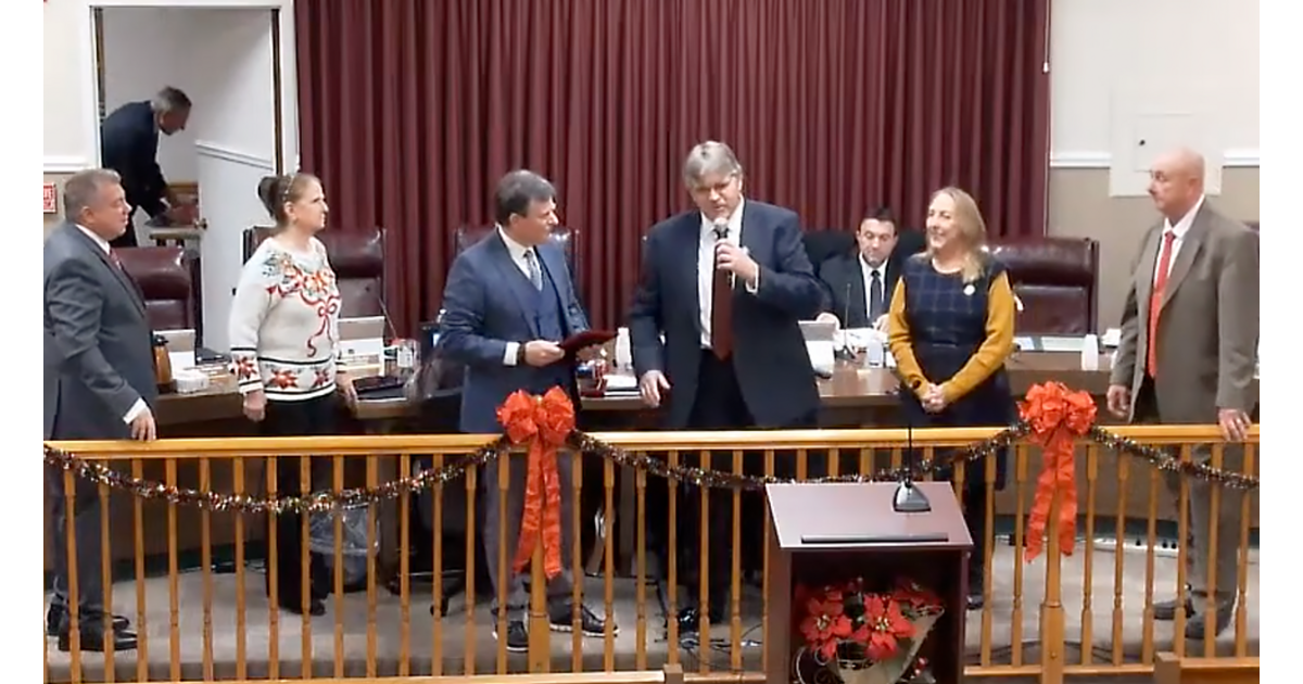 Sayreville Council Honors Outgoing Members Donna Roberts and Daniel ...