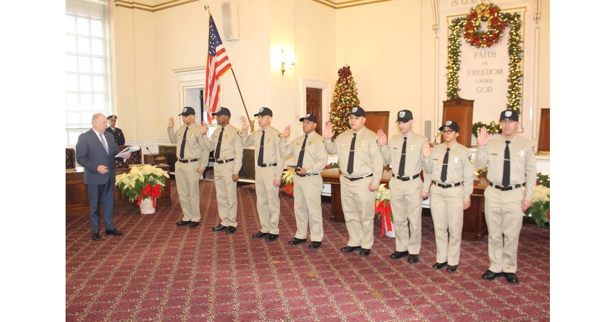 The City Of Elizabeth Swears In Eight New Officers | Elizabeth, NJ News ...