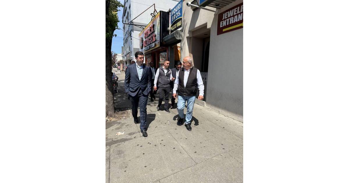 NJEDA Leader Walks South Paterson in Support of Small Businesses During ...