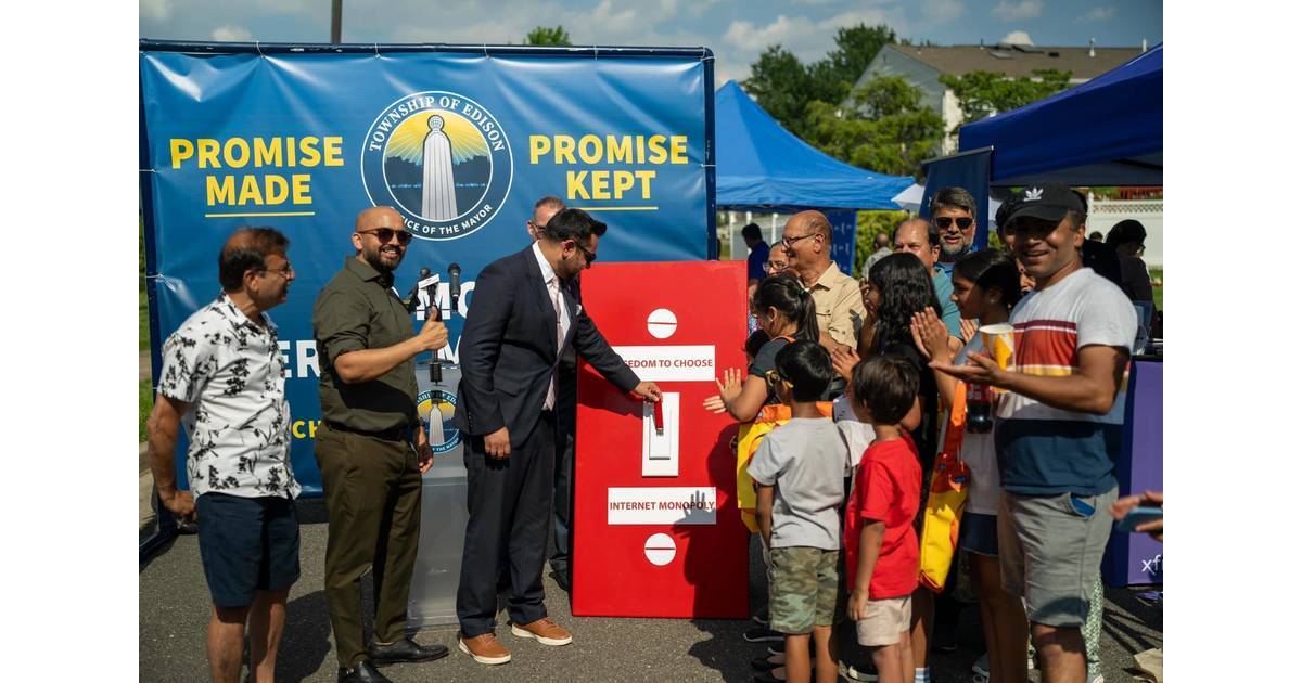 Mayor Joshi Hosts Block Party to Celebrate First 1,000 Residents with ...