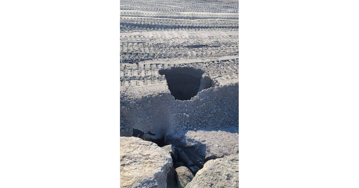 Beware of Collapsing Sand Near Barnegat Lighthouse State Park Walkways ...