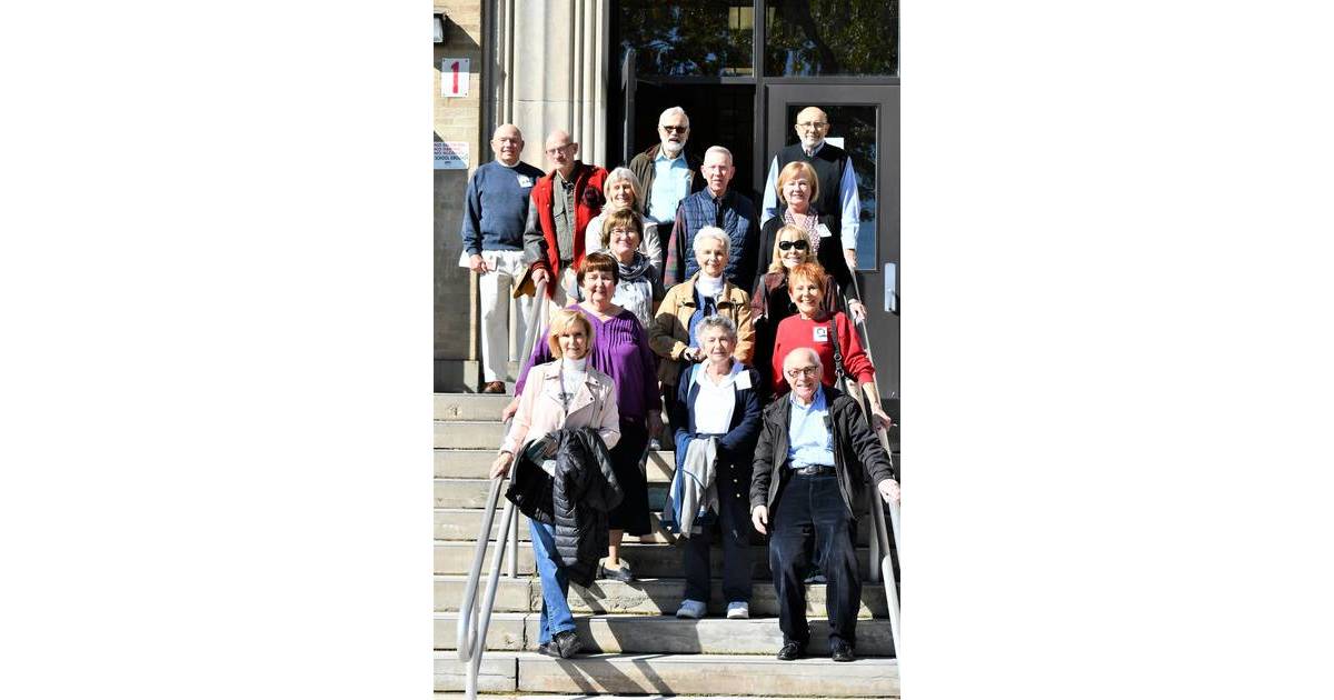 Members of Class of 1960 Return to Rahway High School | Rahway, NJ News ...