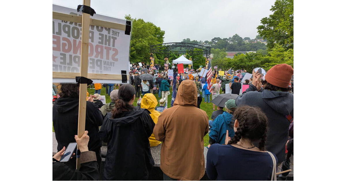 ‘No Kings Day’ Protest Draws Thousands in Demonstrations Across the ...