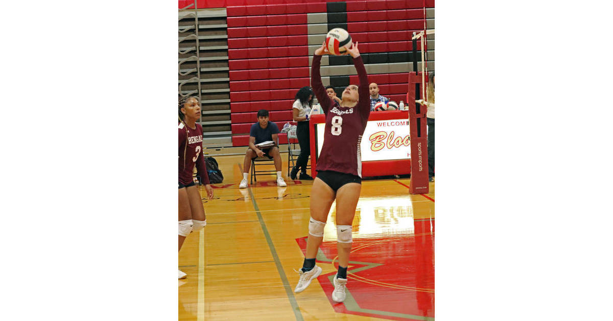 Bengals Girls' Volleyball Battling, but Just Coming up Short ...