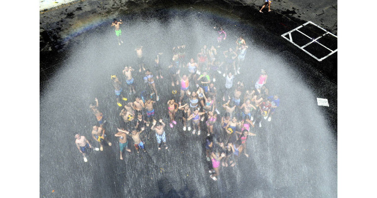 Graduating James Fallon Elementary Students in Wayne Get a Wet Down on ...
