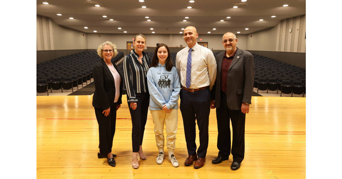 Libby Cooper Wins Morris County Middle School Leadership Award ...
