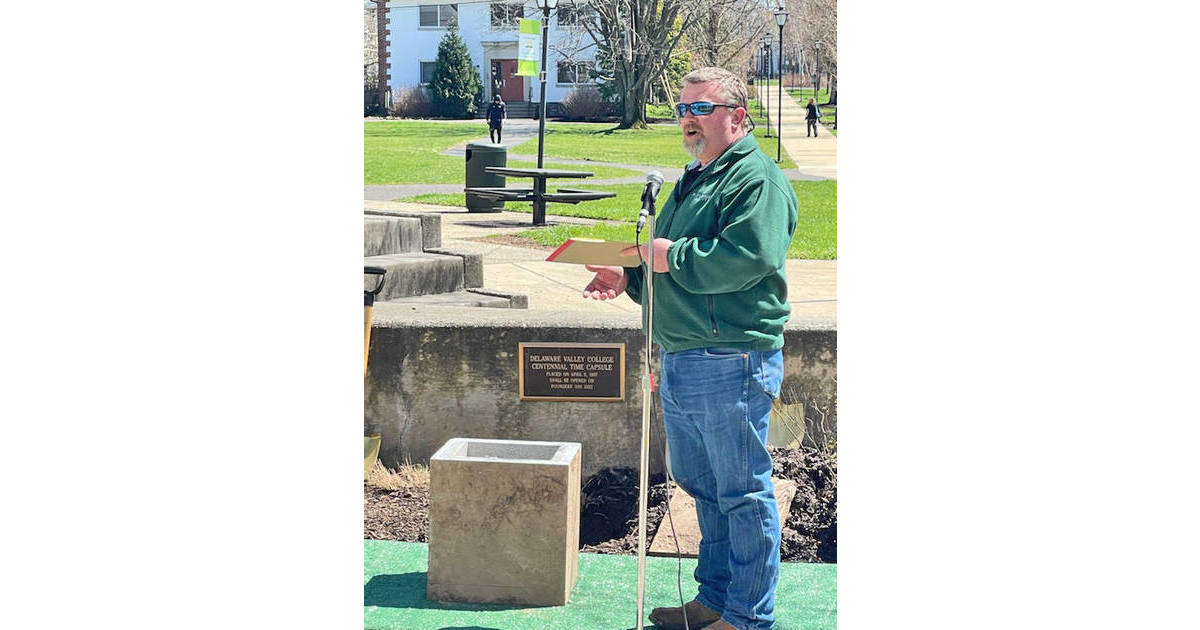 DelVal Looks Back in Time with Opening of Two Time Capsules ...