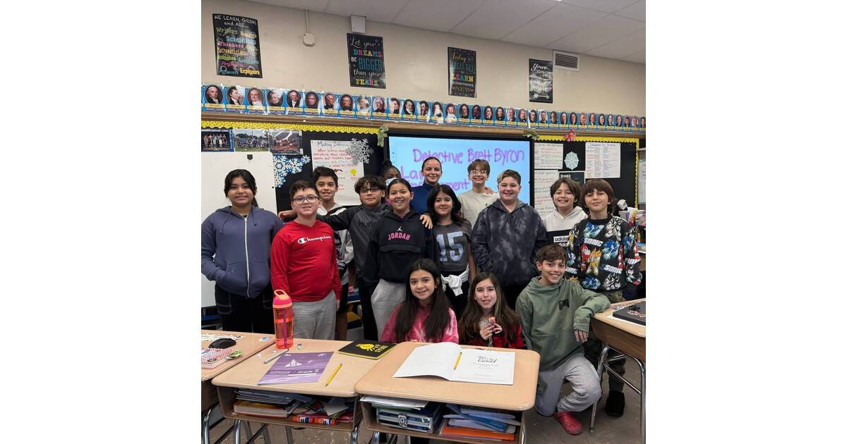 Kenilworth Detective Enriches Students Lives Teaching L.E.A.D. Program ...