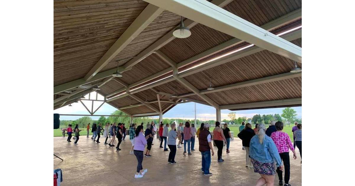 Grab Your Boots! Free Country Line Dancing Comes to the Agricultural ...