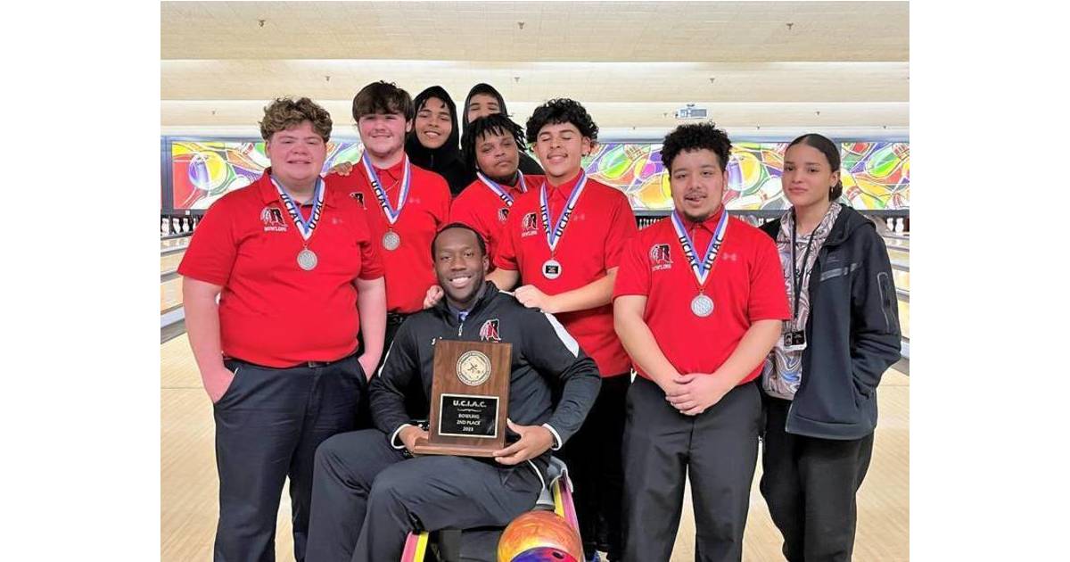 Rahway Bowling Team Finishes Season Undefeated | Rahway, NJ News TAPinto | TAPinto