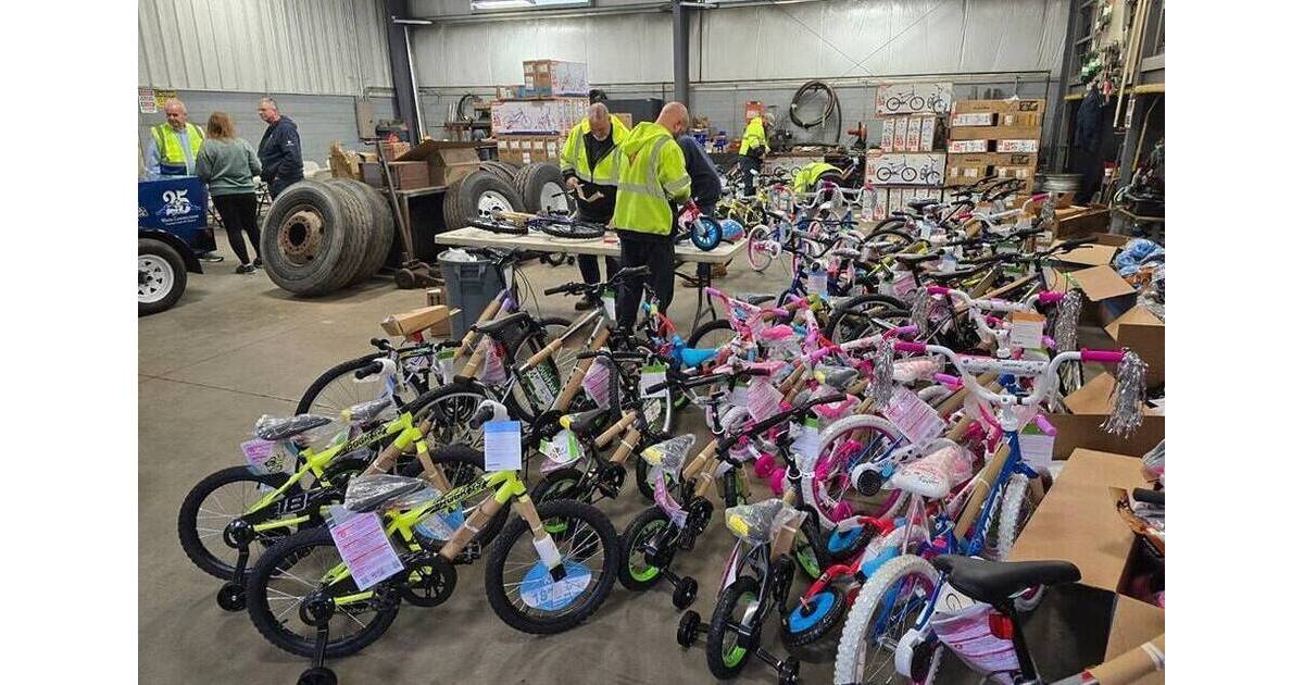 Roxbury Among Sussex/Morris Towns Gifted Bicycles by Blue Diamond ...