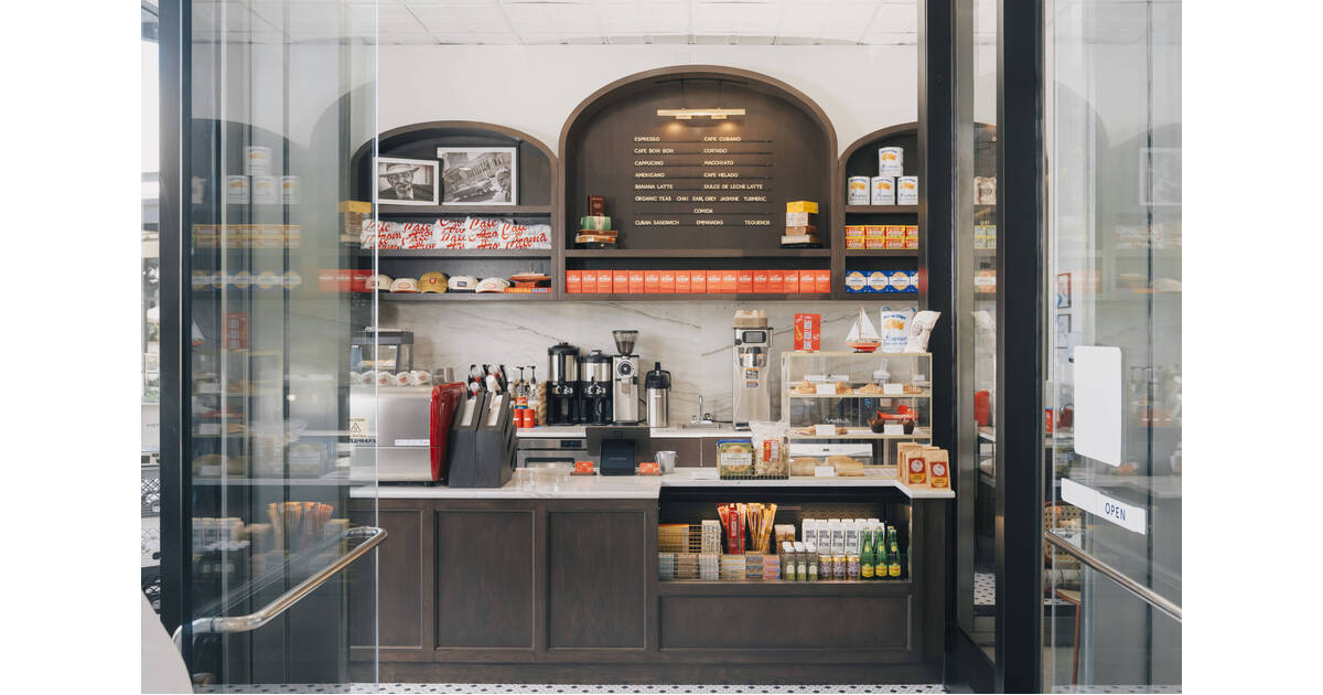 Boca Raton Welcomes First Café Aroma Coffee Shop From Cuban Family ...