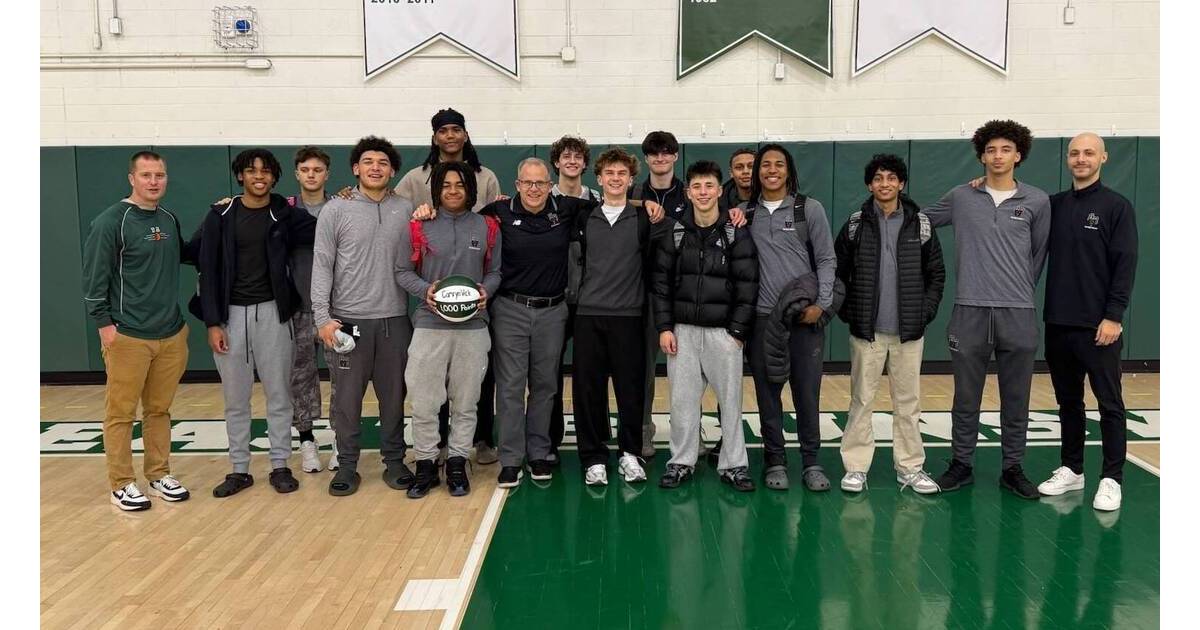 Boys Basketball: East Brunswick Triumphs, 72-40, Over Monroe; Vick ...