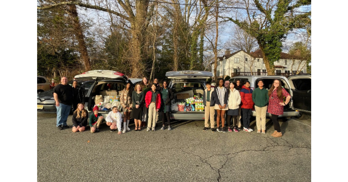 Wardlaw+Hartridge Students Set CANstruction Service Record | Plainfield ...