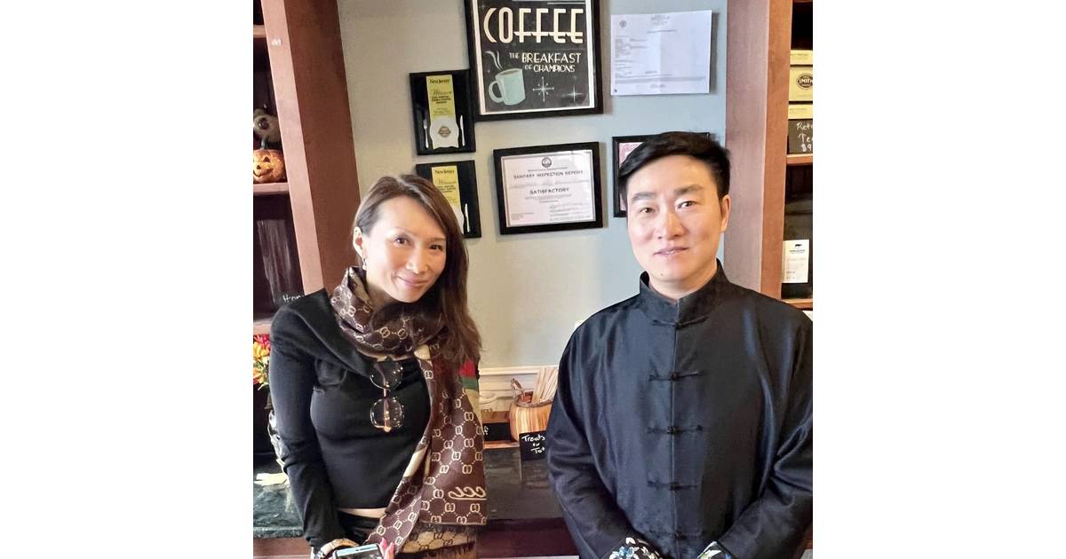 Internationally Famous Chinese Artist Yugen Wang Brings Exhibit to U.S ...
