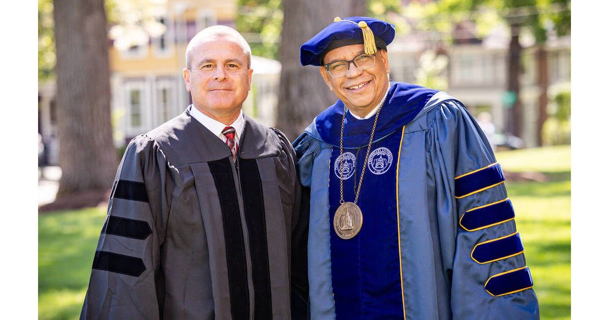 Honorary Doctor of Laws degree awarded to commencement speaker New ...