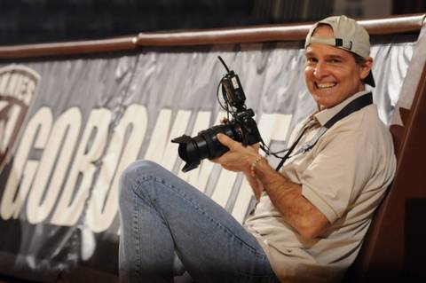 Photographer Craig Melvin Works With Bills and WWE, But Still Makes ...