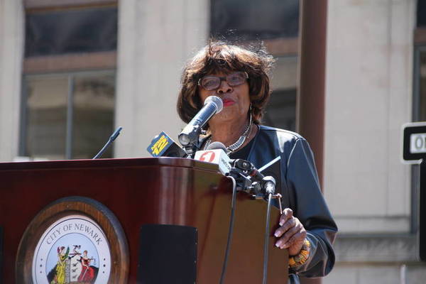 City Council President Mildred Crump Resigns, Her Son Is Sworn-in to At ...