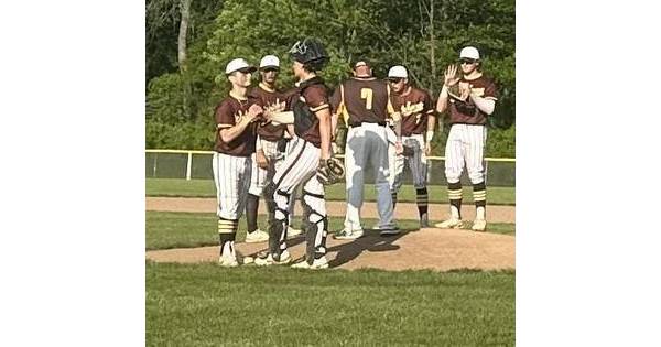 WHRHS Baseball: Watchung Hills Smacks Sayreville, 7-4 | North ...
