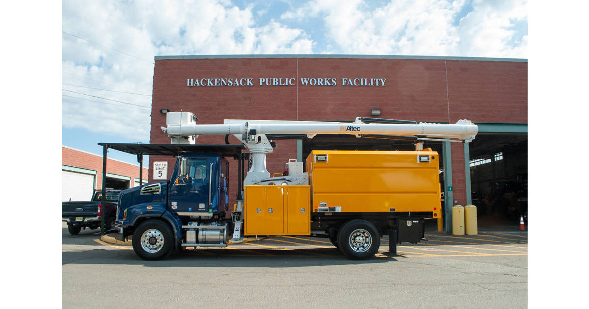 City of Hackensack Department of Public Works Unveils New Tree Service ...