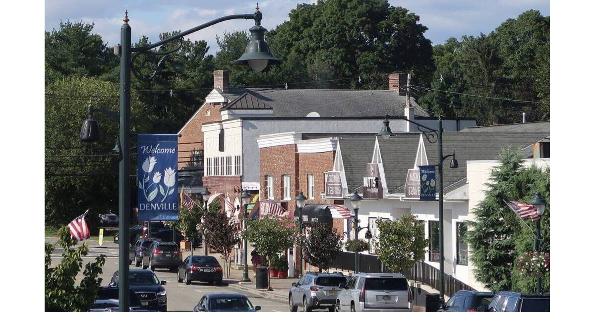 Celebrating National Small Business Week and Mother's Day in Downtown ...