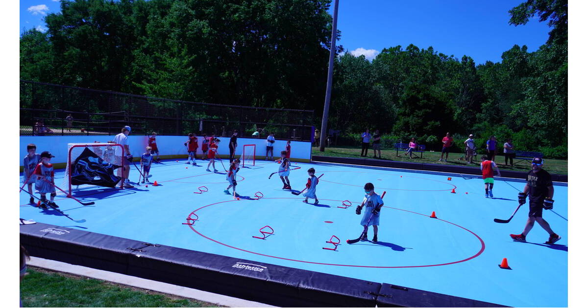New Ice and Roller Hockey Rink Opens at Hanover Township's Central Park ...