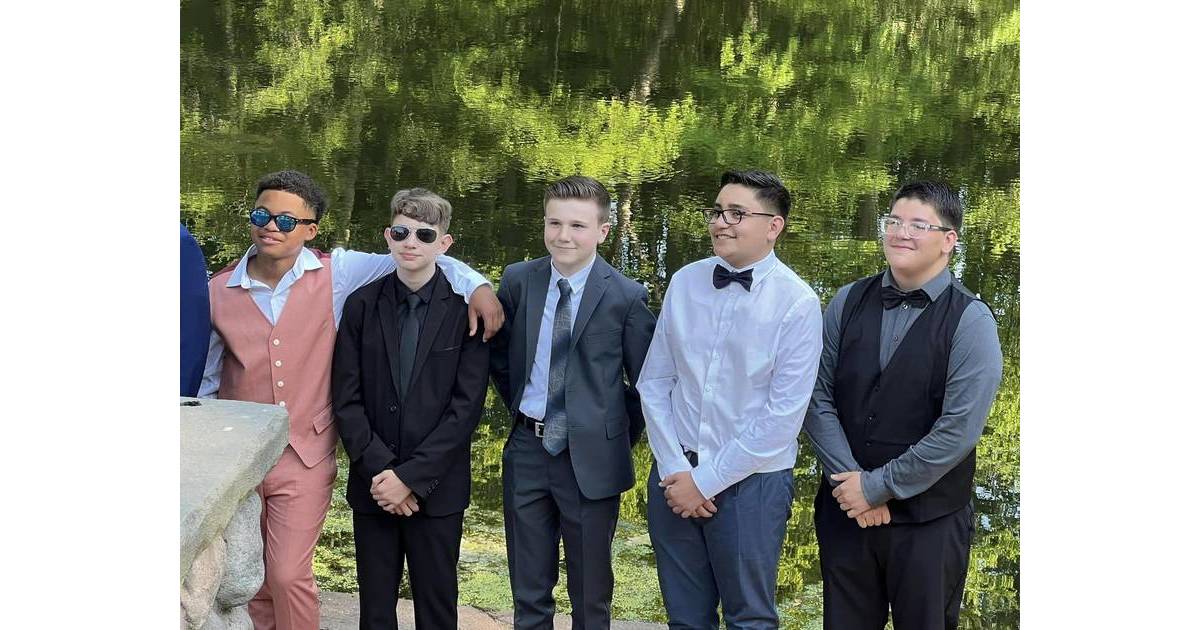 Kenilworth's David Brearley 2023 8th Grade Dance (Photo Gallery ...