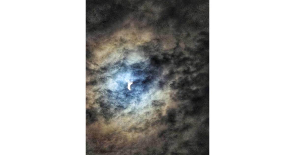 Children, Adults Look to the Sky for Partial Eclipse | Bridgewater ...