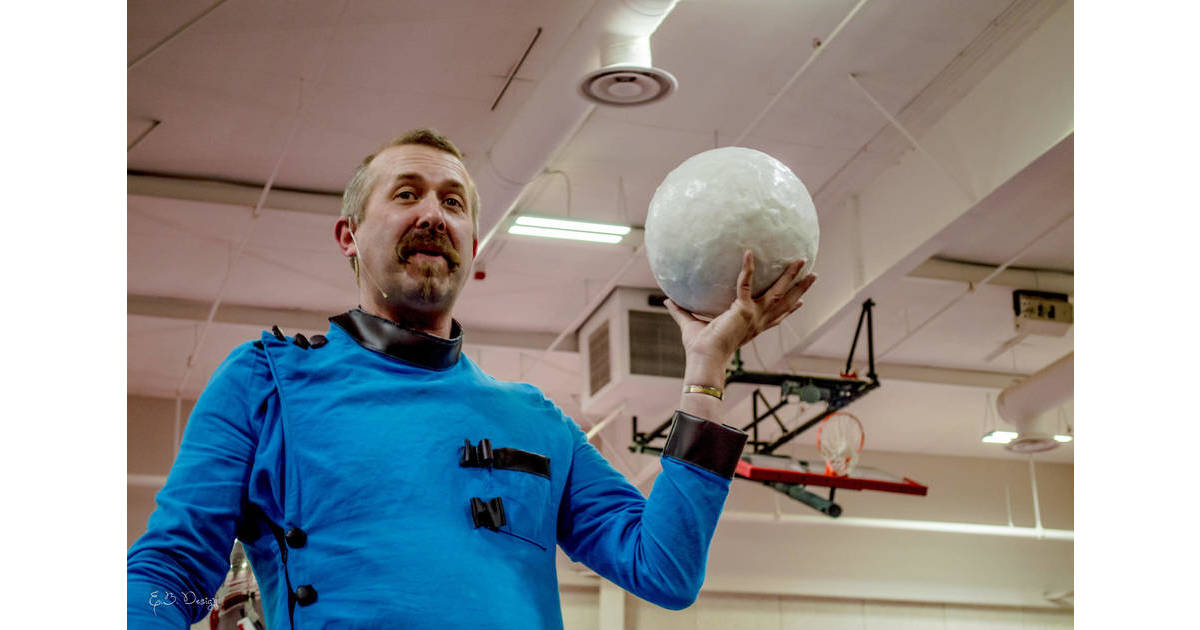 Nationally Acclaimed Science Wizard Will Perform Assemblies for Lincoln ...