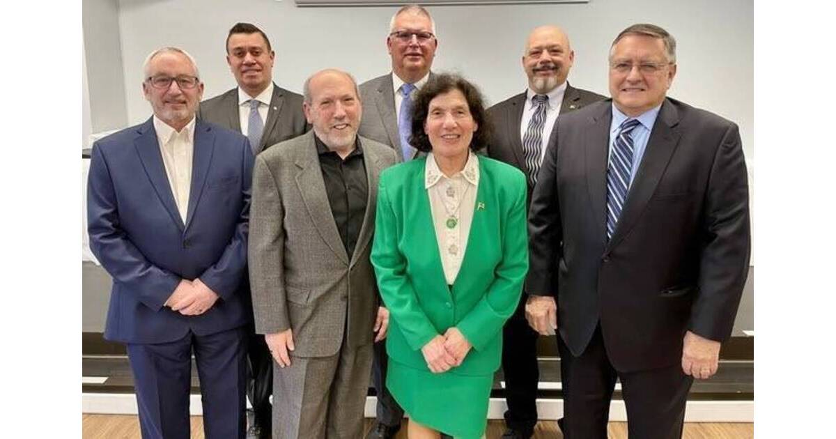 East Windsor Officials Take Oaths of Office at Reorganization, Previews ...