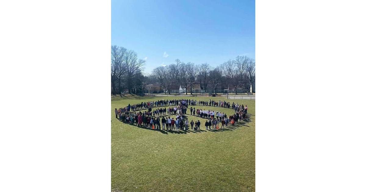 Make Peace Sign, Not War: Rahway's Madison Elementary School Celebrates ...