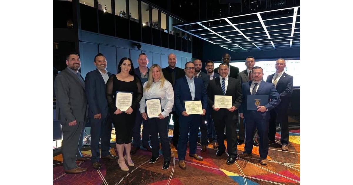 Elizabeth Police Officers Receive Award from NJ Narcotics Enforcement ...